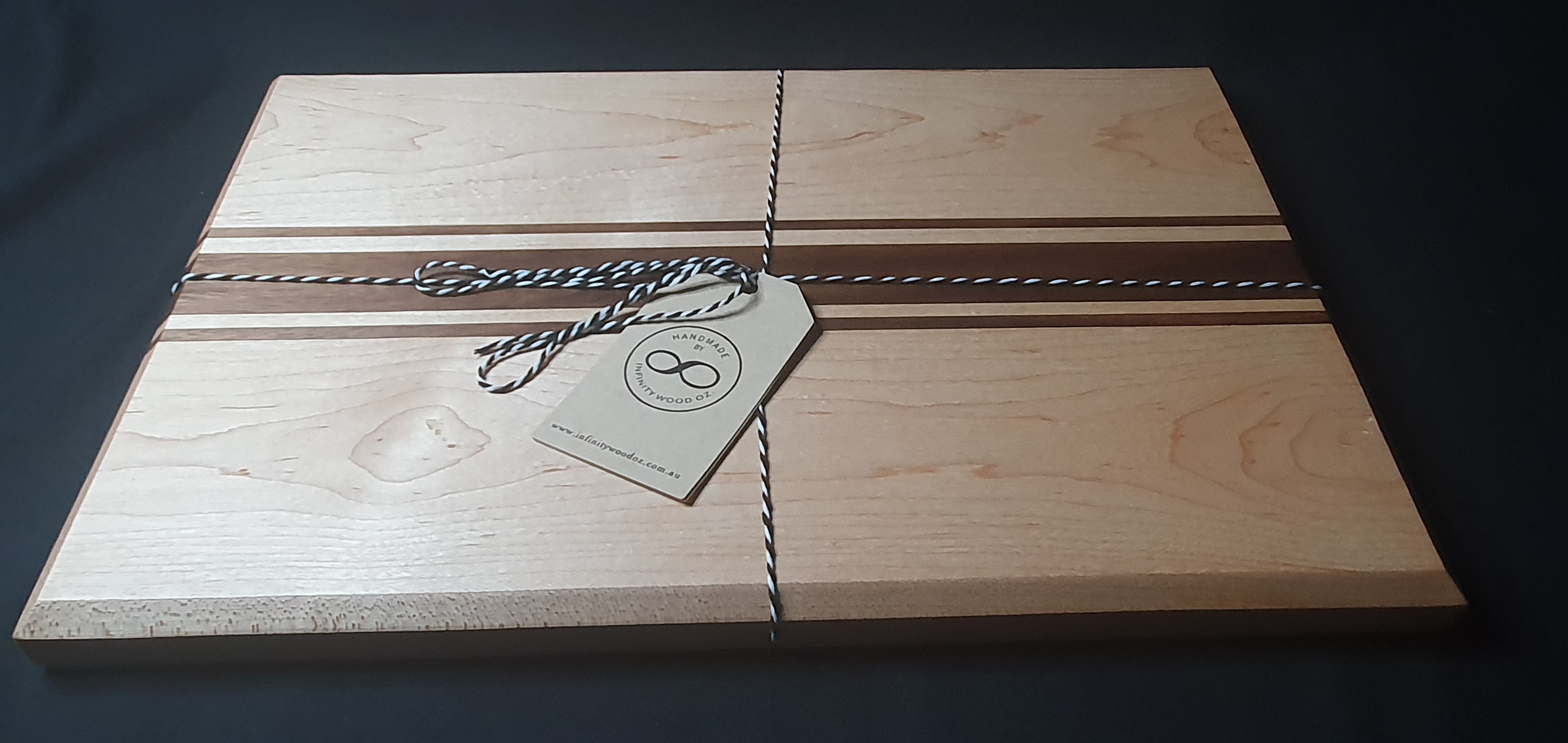 American Black Walnut and Canadian Rock Maple board – Infinitywoodoz